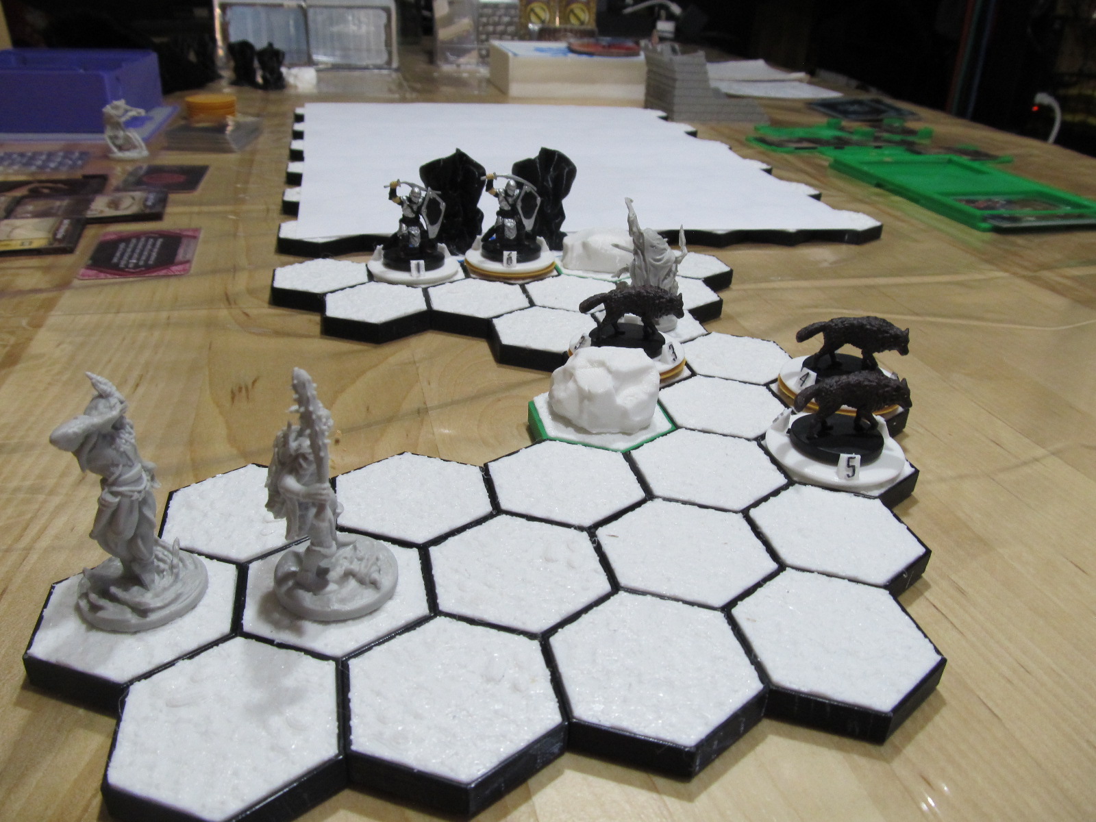 Frosthaven – The True Oak (70) | Streets & Spores